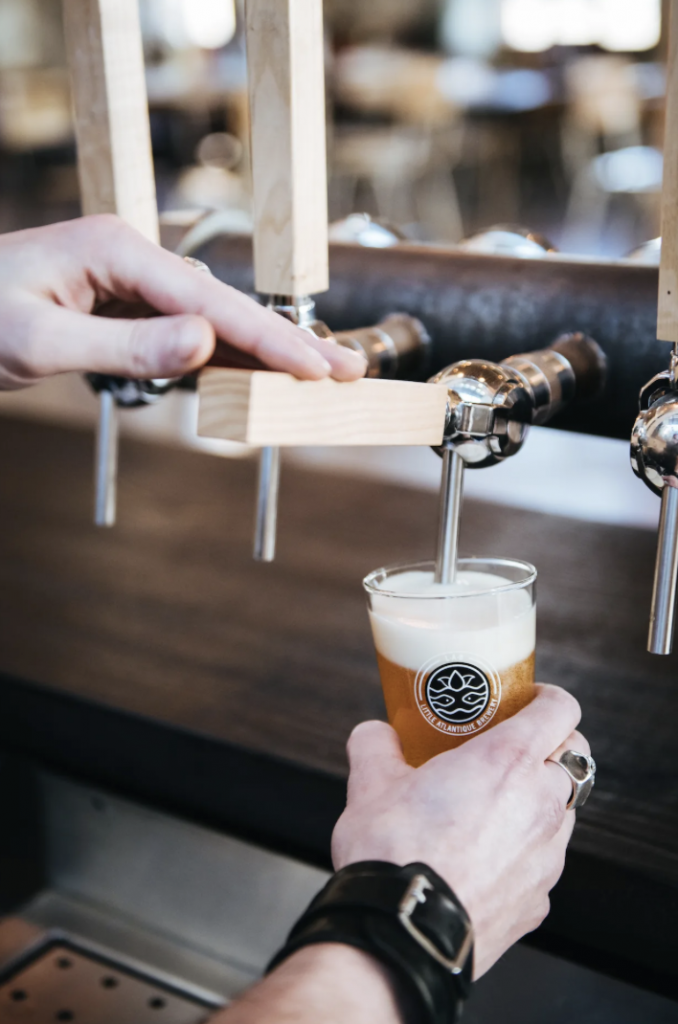 Little Atlantique Brewery : une micro-brasserie artisanale - Fresh Mag ...