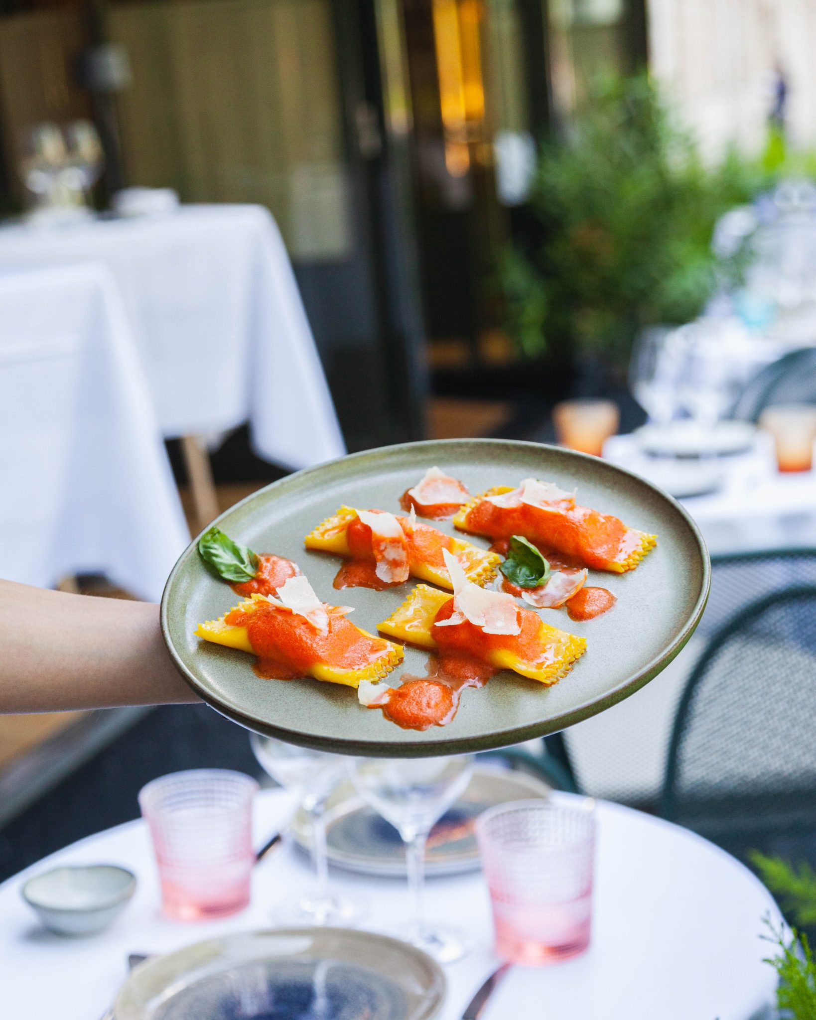 Penati Al Baretto : L'Excellence italienne face au jardin des Invalides ...