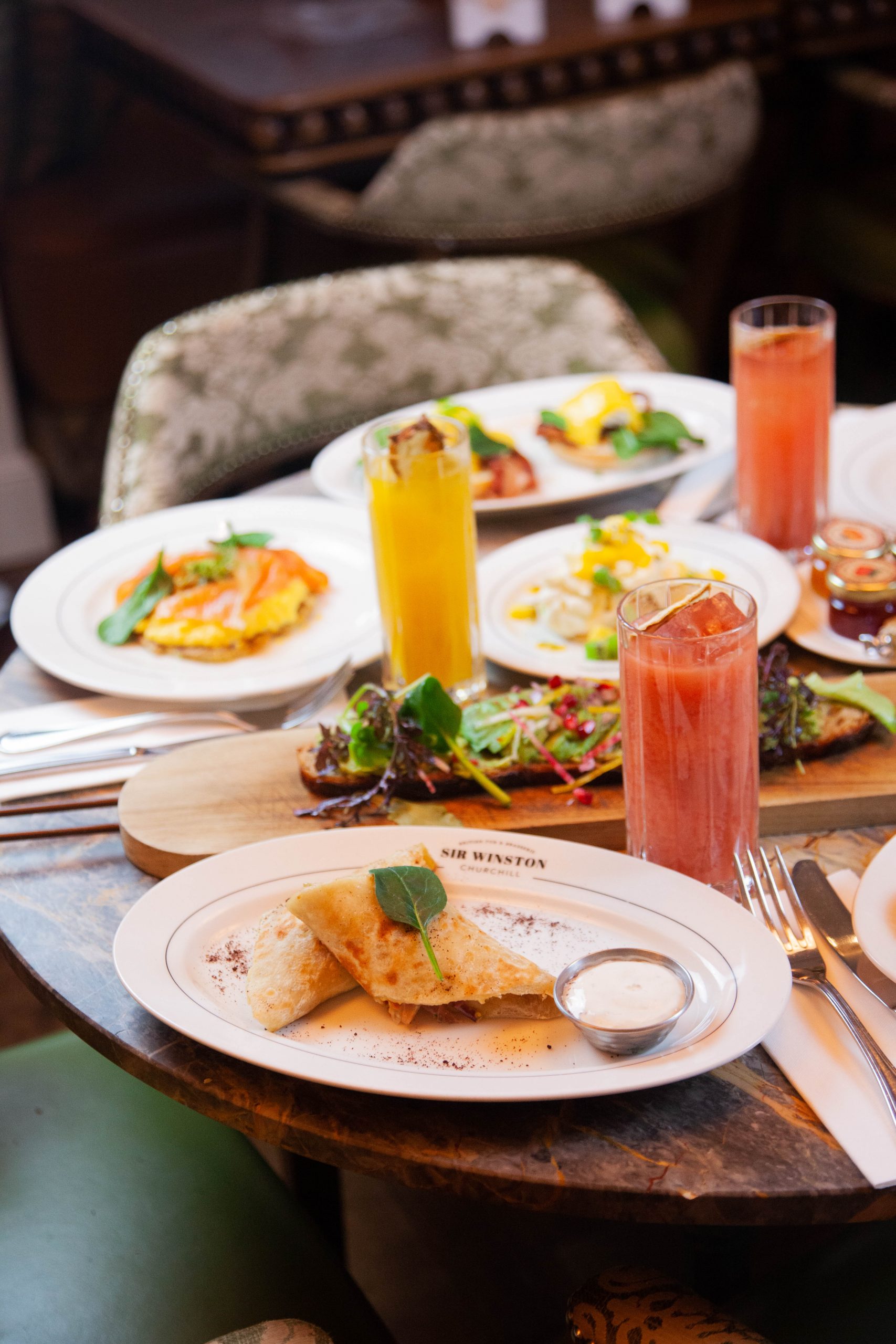 Sir Winston : L'Épicentre Branché Anglo-Indien des Champs-Élysées ...