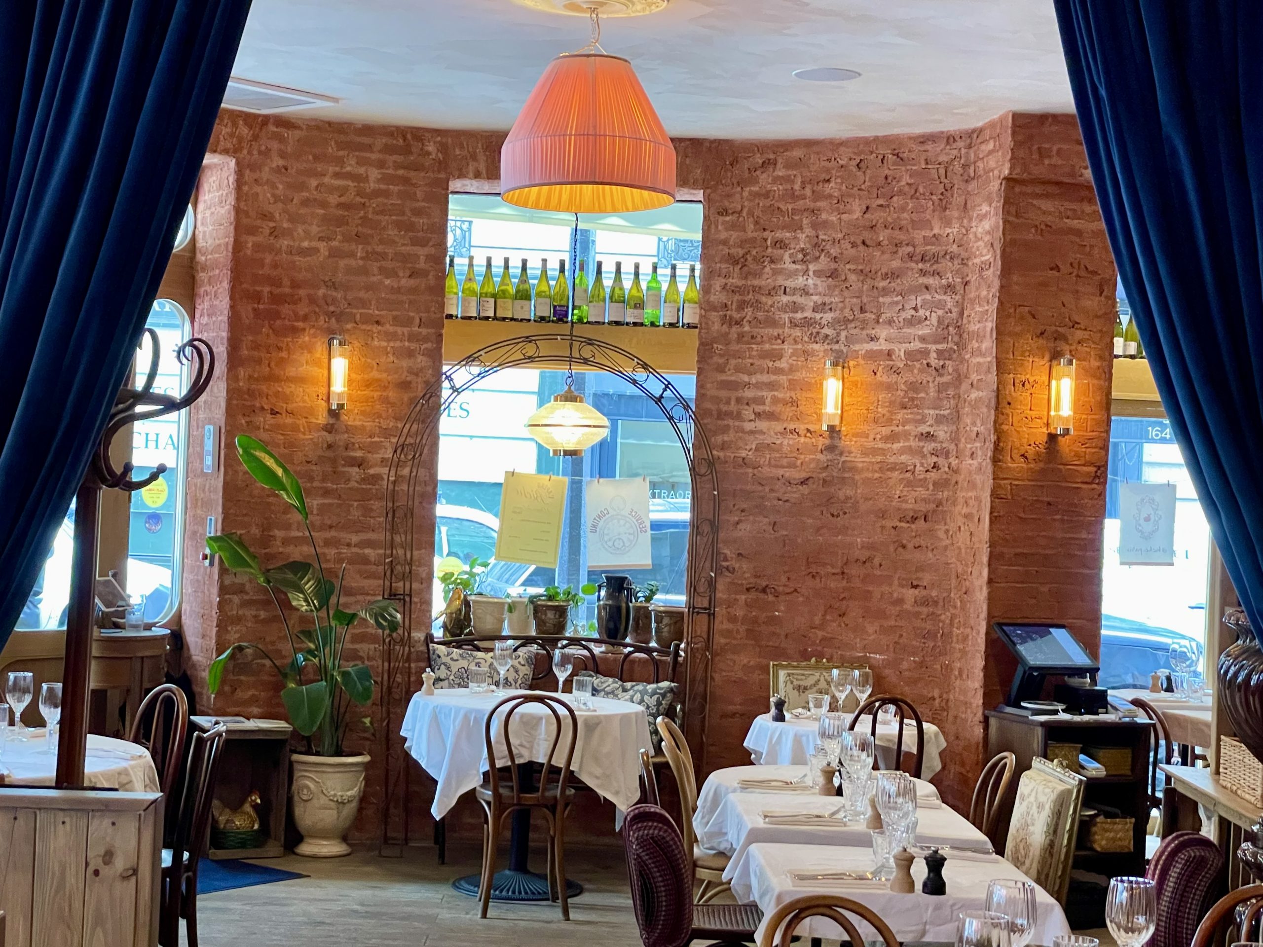 Biche : Un bistrot pour les nostalgiques de la bonne table - Fresh Mag ...