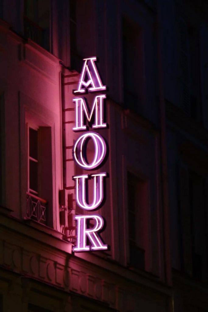 Paris « ville de l’amour » : mythe ou réalité ? - Fresh Mag Paris